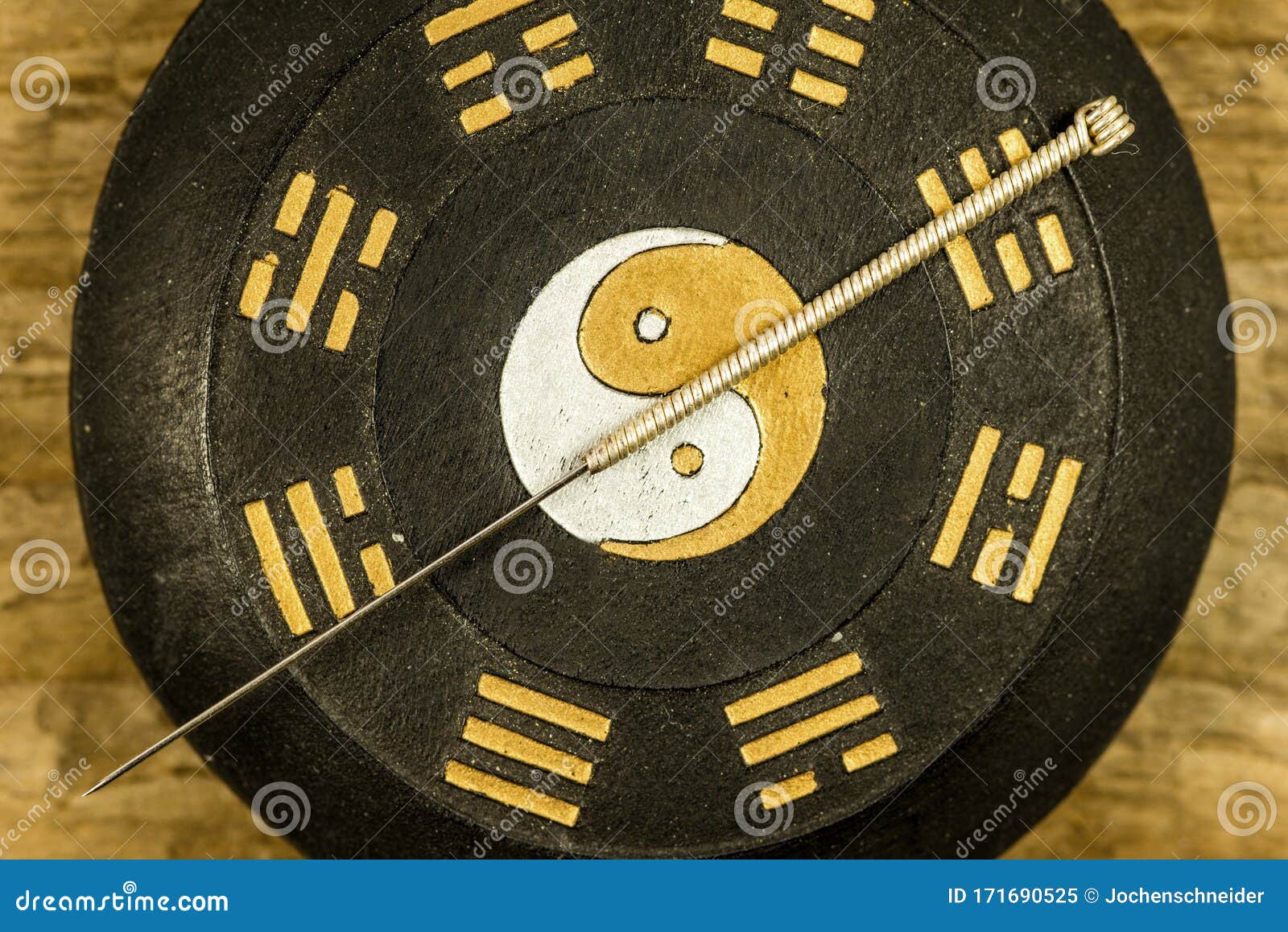 Chinese Taoism Symbol With Yin And Yang Sign Stock Image ...