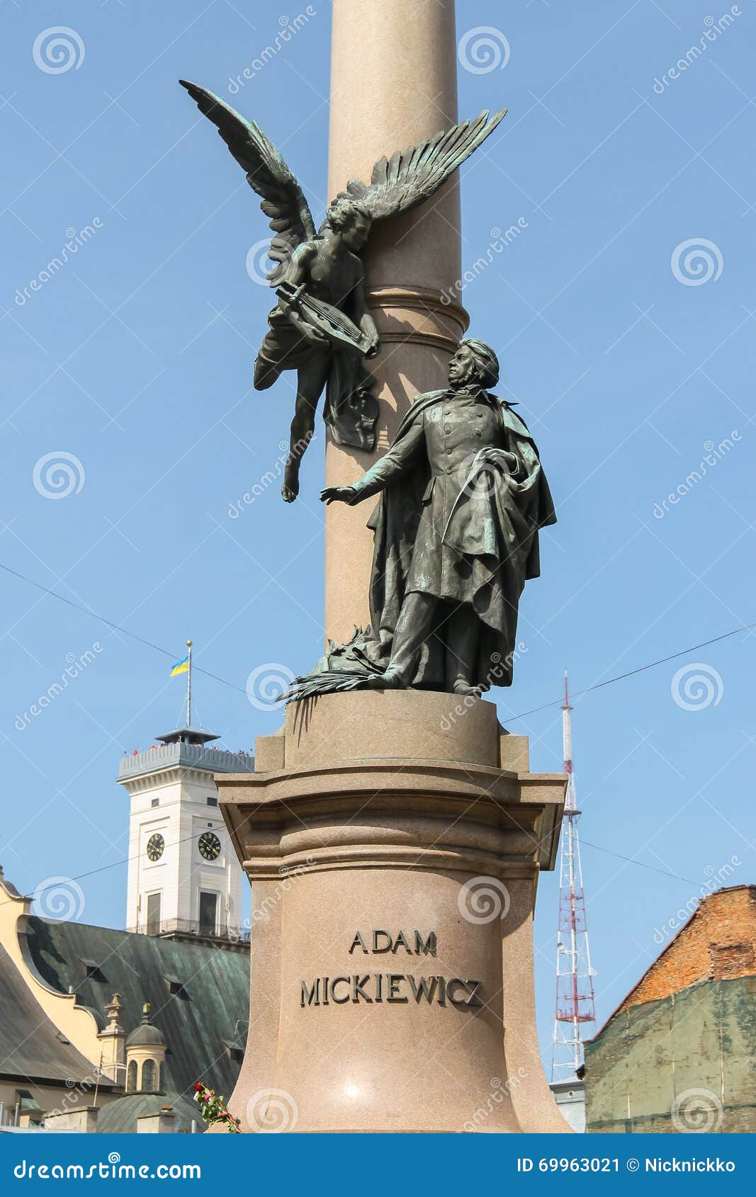 Adam Mickiewicz Monument Im Stadtzentrum Lemberg, Ukraine Stockbild ...