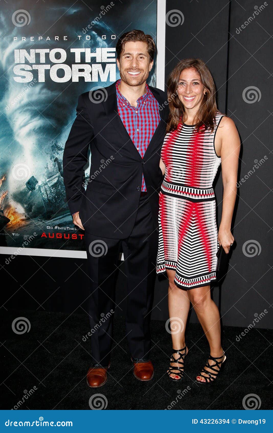 Adam Shuty imagen de archivo editorial. Imagen de cuadrado - 43226394