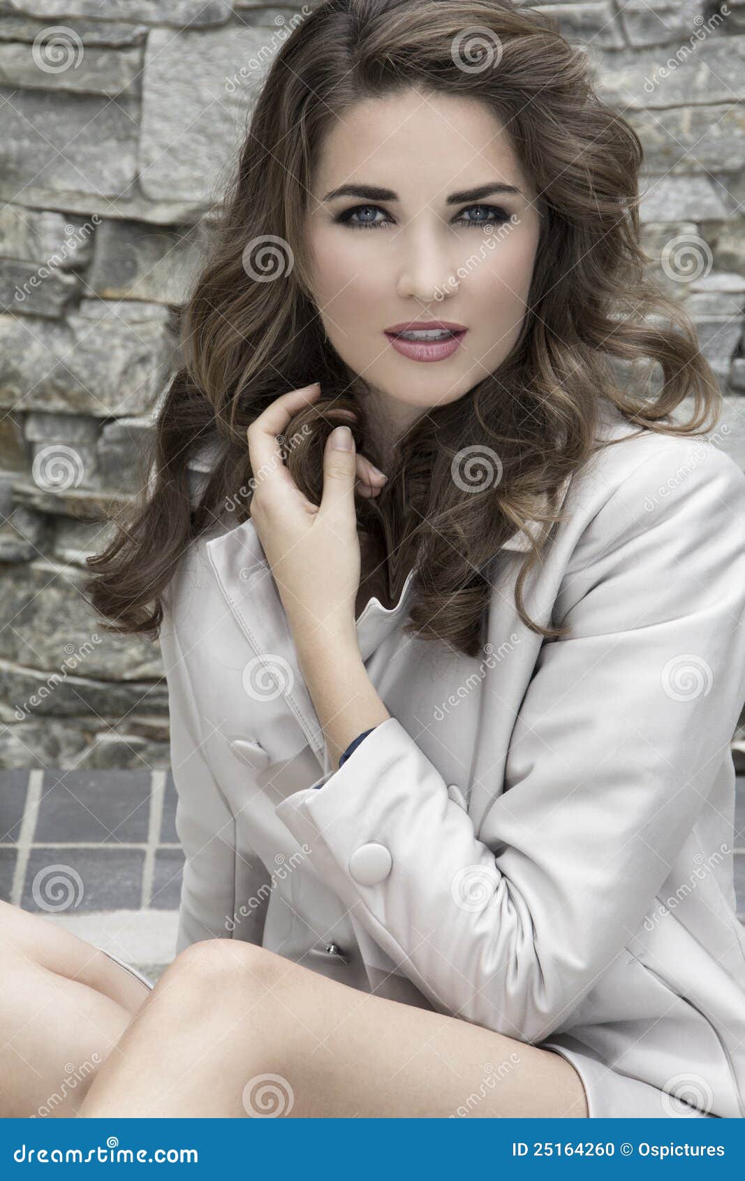 Adatti il giovane modello fotografia stock. Immagine di modello - 25164260