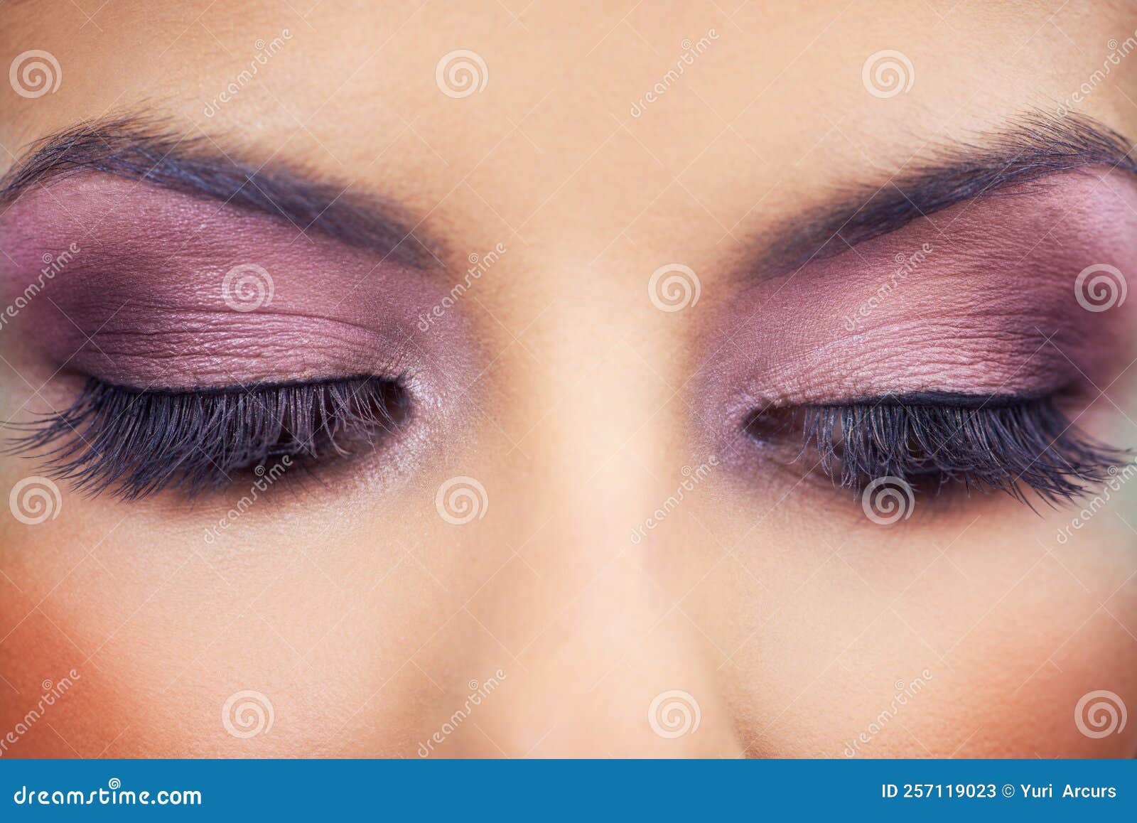 Adding Bold Color To Her Eyes The Makup On A Young Womans Eyes Stock Image Image Of Feminine
