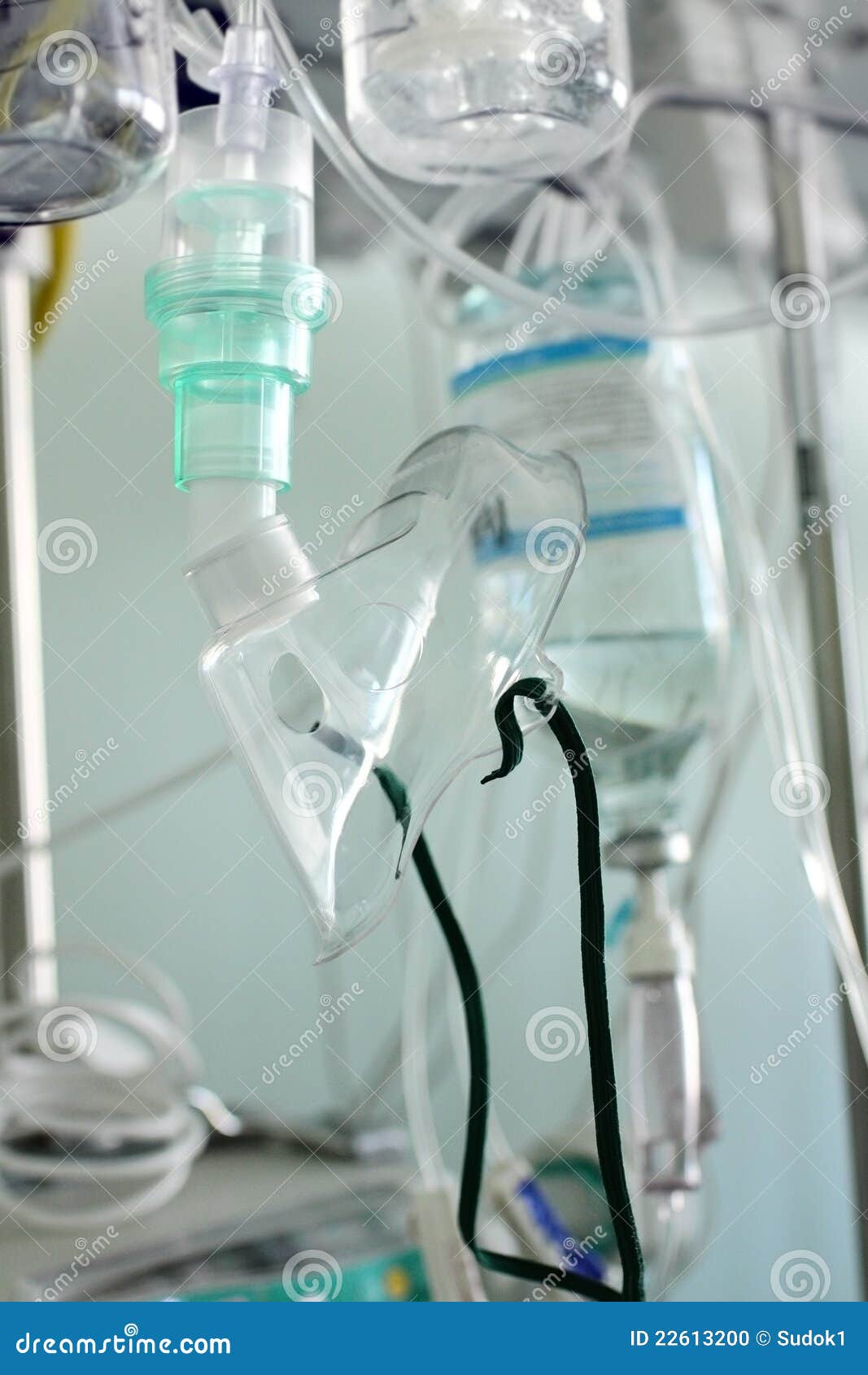 Ademhalings masker in ICU stock foto. Image of adem, astma - 22613200