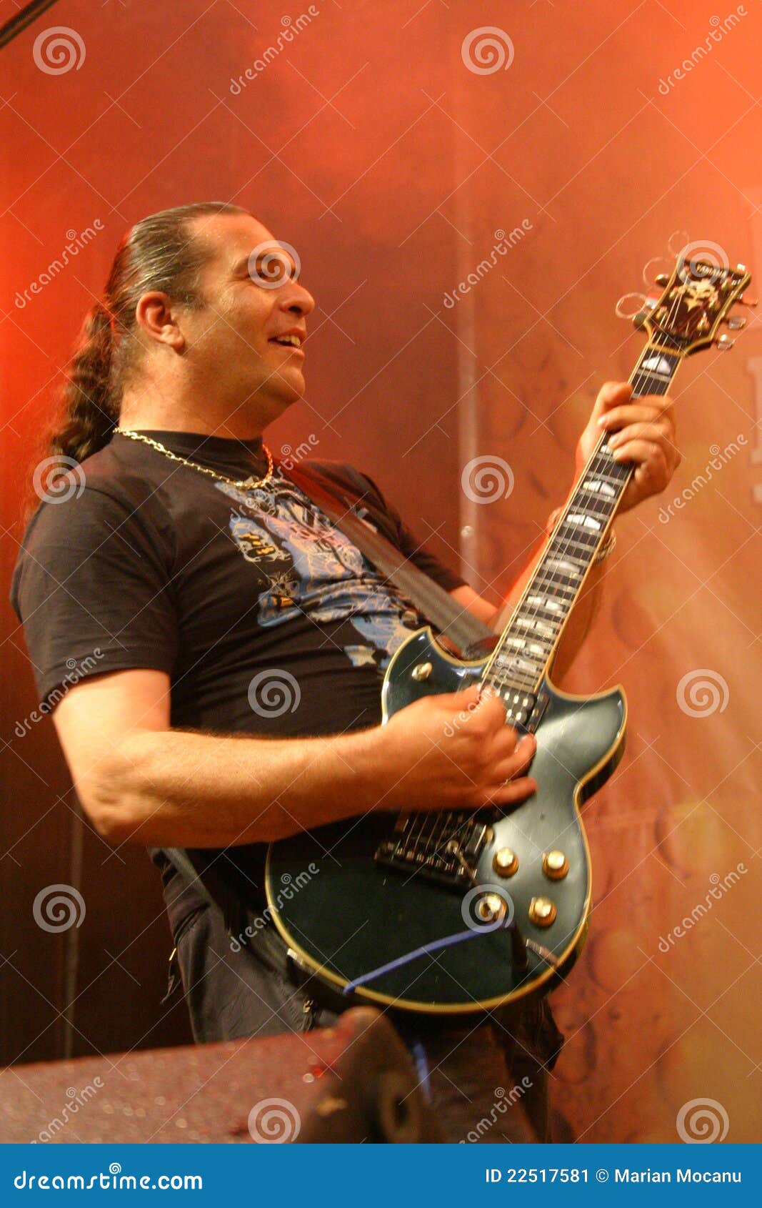 Adi Barar editorial photo. Image of soloist, romania - 22517581