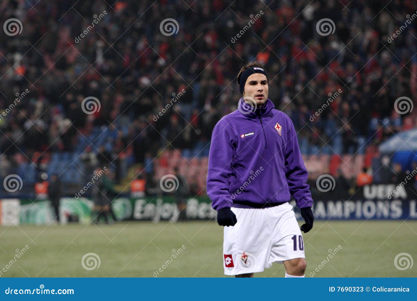 Adi Mutu editorial stock photo. Image of december, referees - 7690323