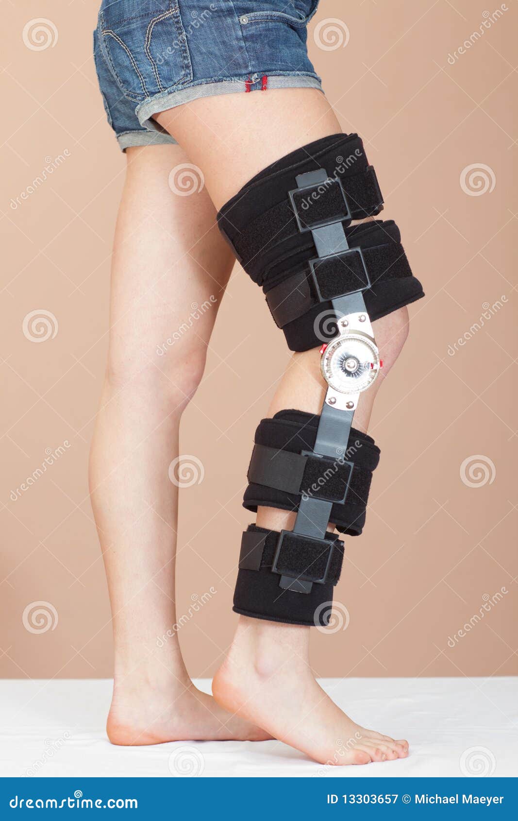Adjustable Support for Leg or Knee Injury Stock Image - Image of ache ...