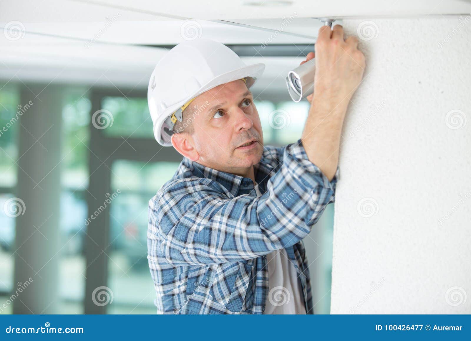Adjusting to right angle stock image. Image of connect - 100426477