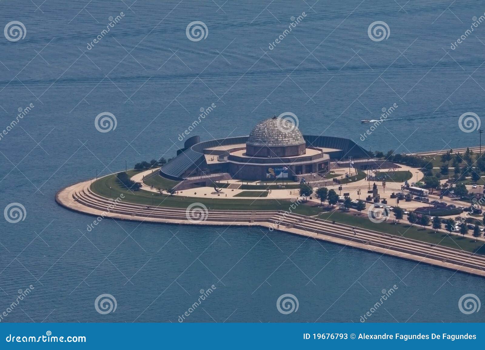 Adler Planetarium Chicago editorial stock photo. Image of planetarium ...