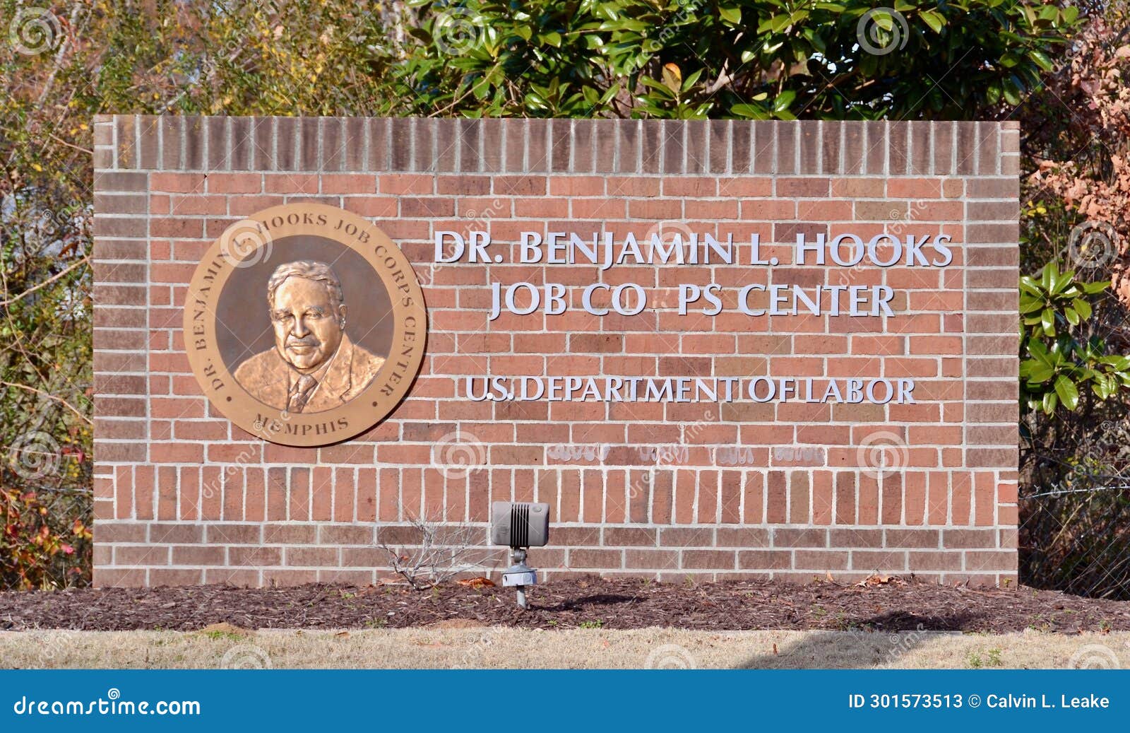 Dr. Benjamin L. Hooks Job Corps Center Editorial Stock Photo - Image of department, technical ...