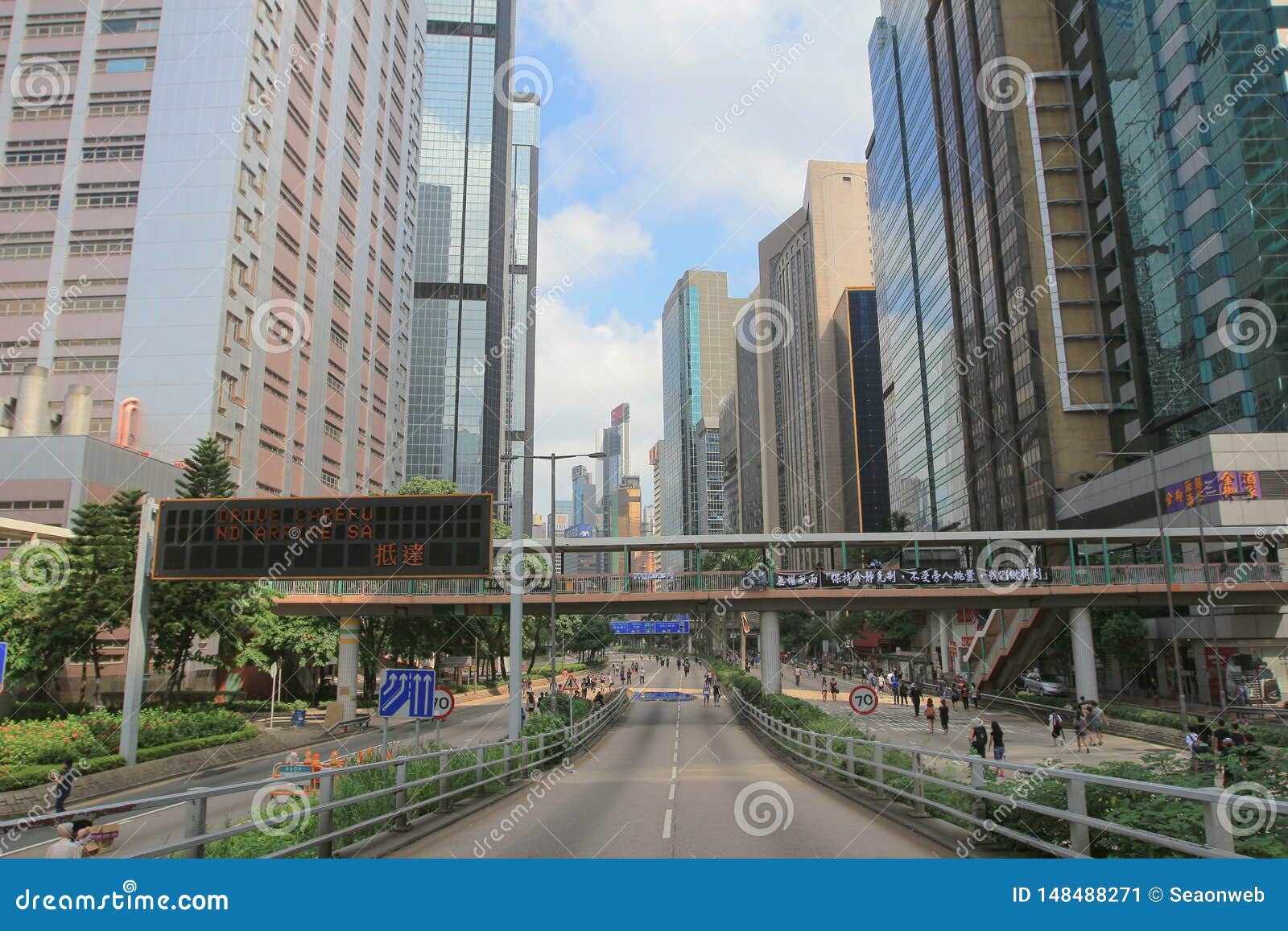 Admiralty, Central Hong Kong 1 Oct 2014 Editorial Photo - Image of rise ...