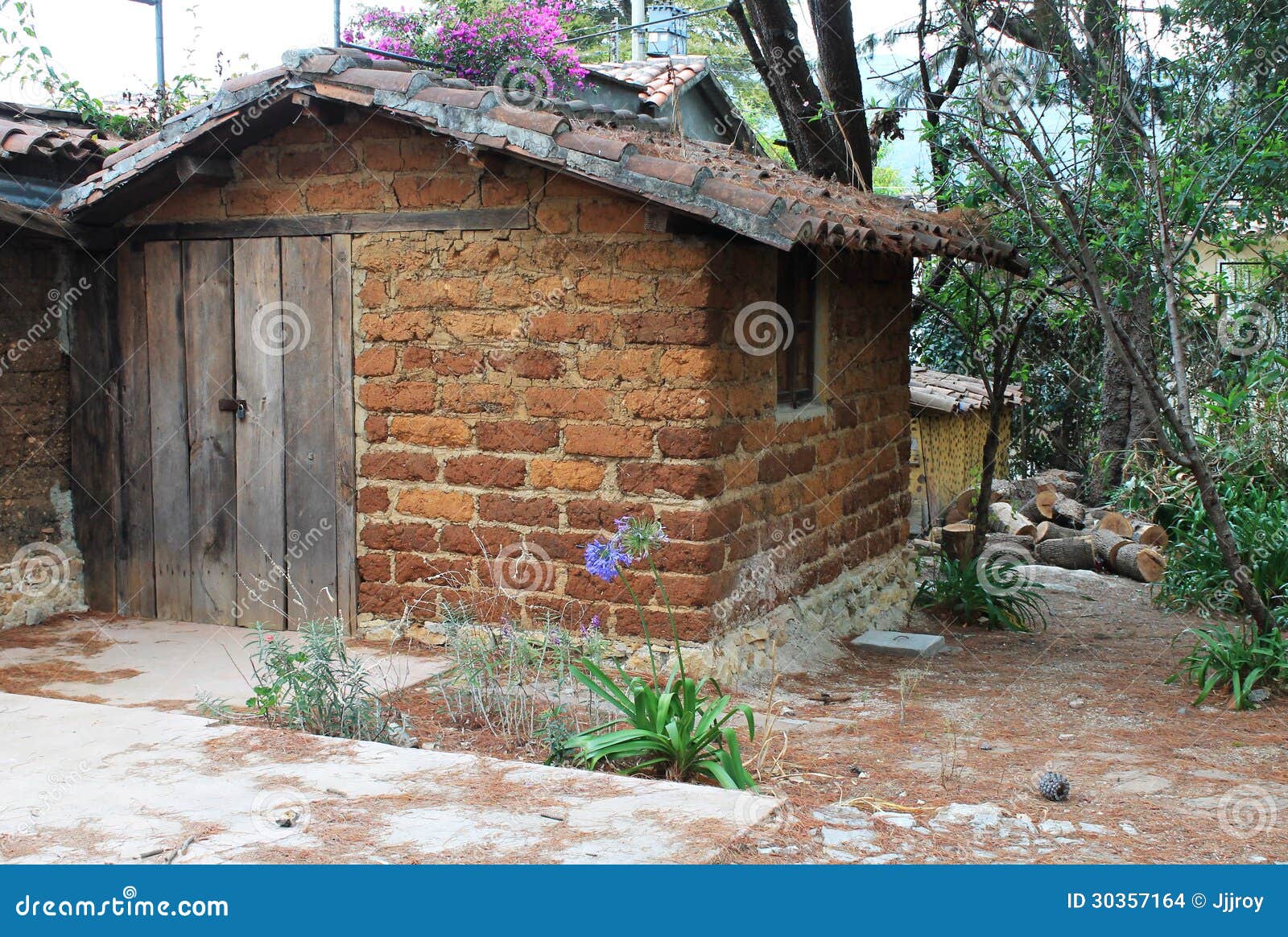 Adobe hut Chiapas, Mexico stock photo. Image of adobe - 30357164