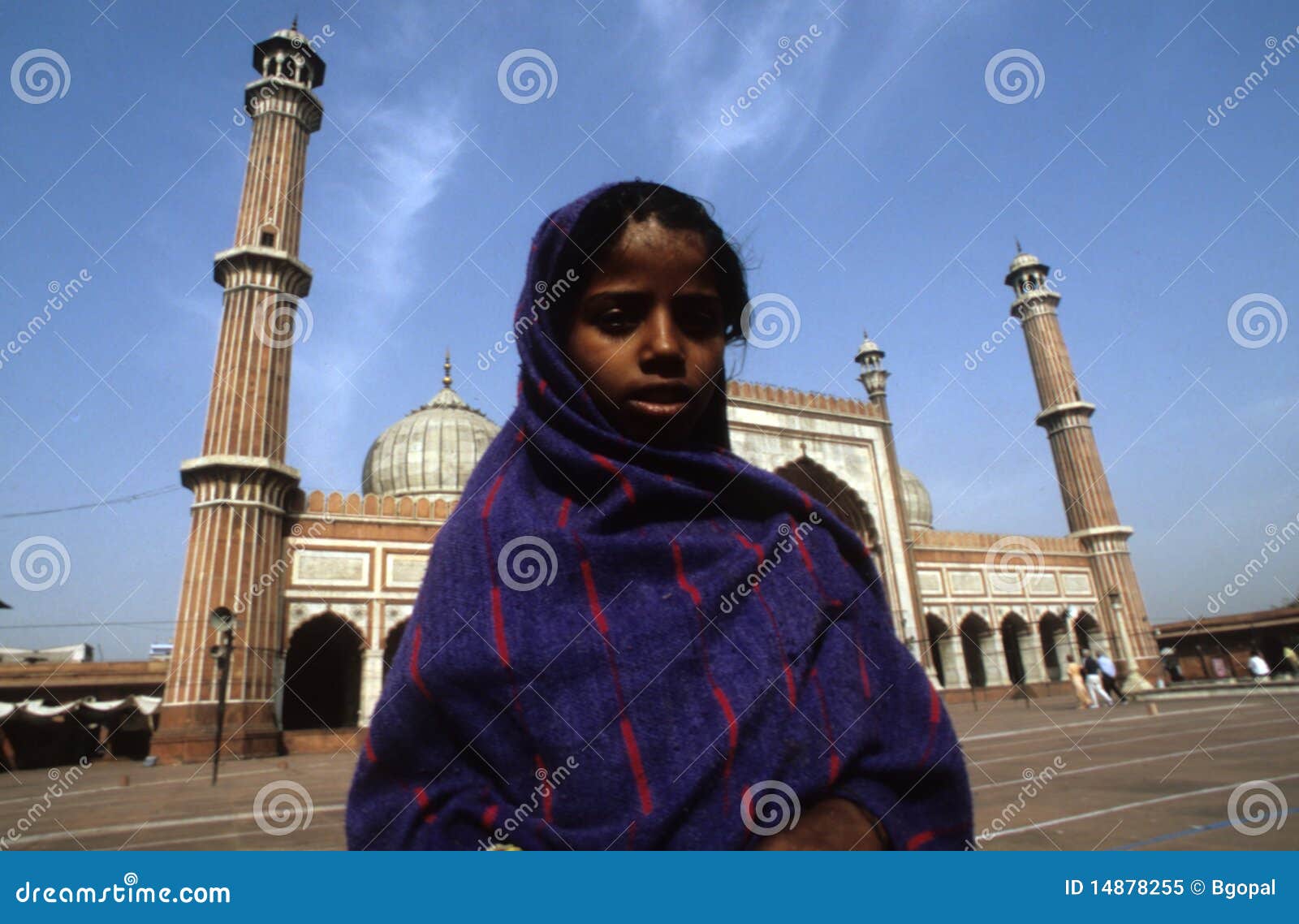 An Adolescent Girl At Jama Masjid Editorial Image Image Of Muslim Teenage 14878255