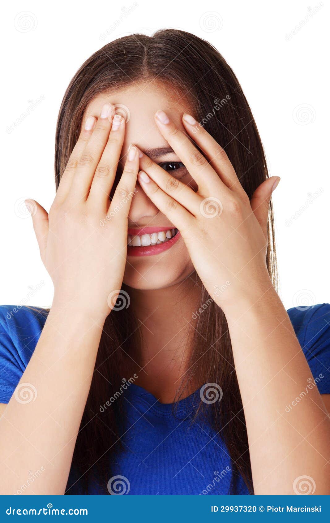 Adolescente Timide Jetant Un Coup D'oeil Par Le Visage Couvert Photo ...