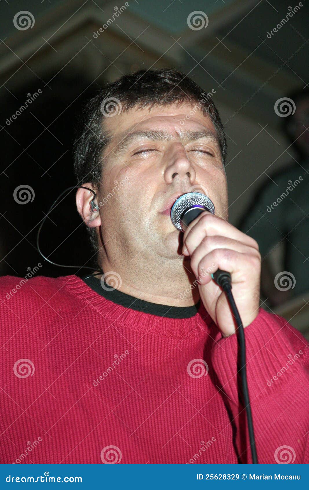 Adrian Plesca editorial stock image. Image of vocalist - 25628329
