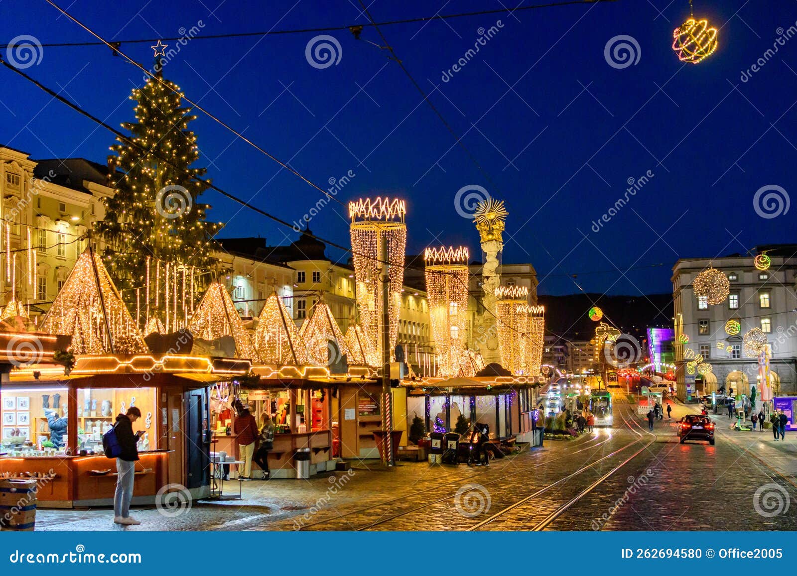 Advent market in linz editorial image. Image of historic - 262694580