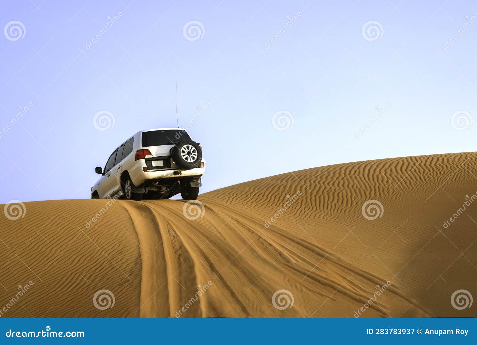 Adventurous Jeep Ride on Dubai Sand Dunes Desert Stock Image - Image of ...