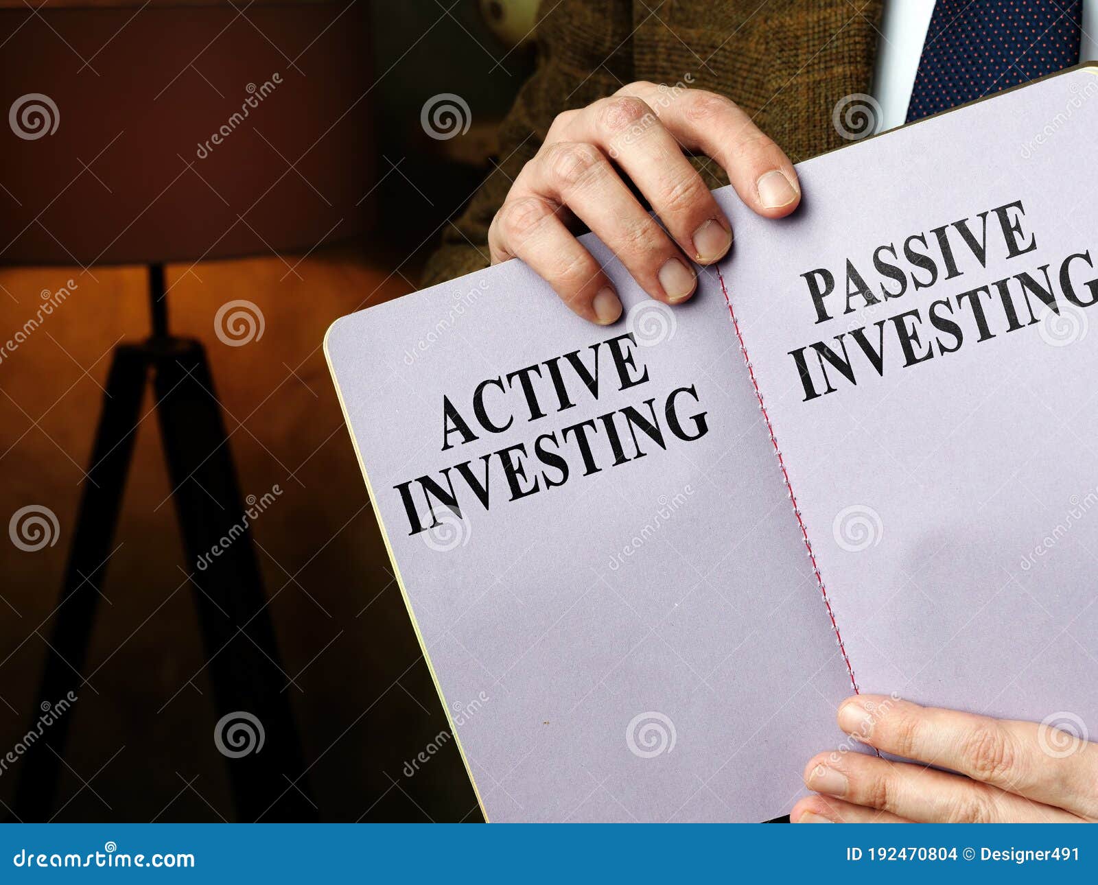 Adviser Shows Active Investing Vs Passive Investing Pros and Cons ... Adviser Shows Active Investing Vs Passive Investing Pros and Cons ...