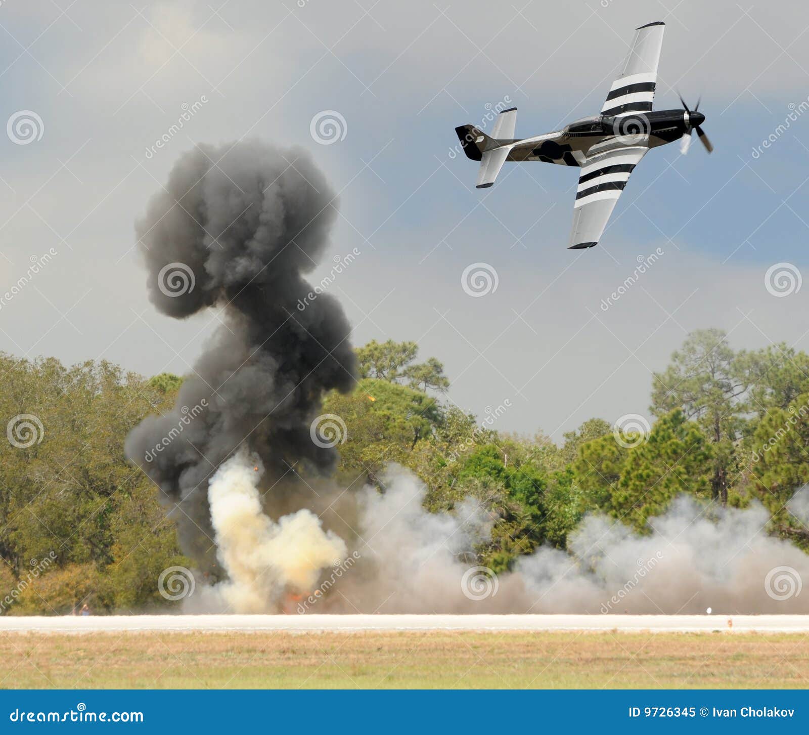 Aerial battle stock image. Image of wartime, aviation - 9726345