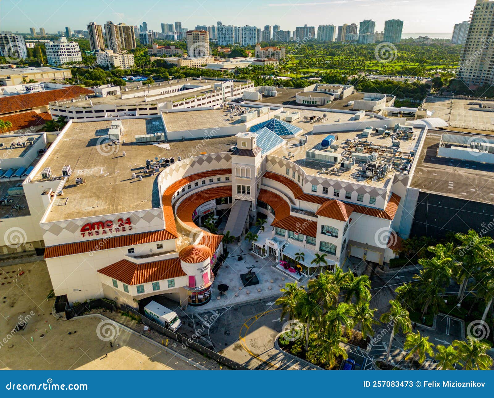 Aerial Photo of Aventura Mall Upscale Shops Editorial Stock Photo ...