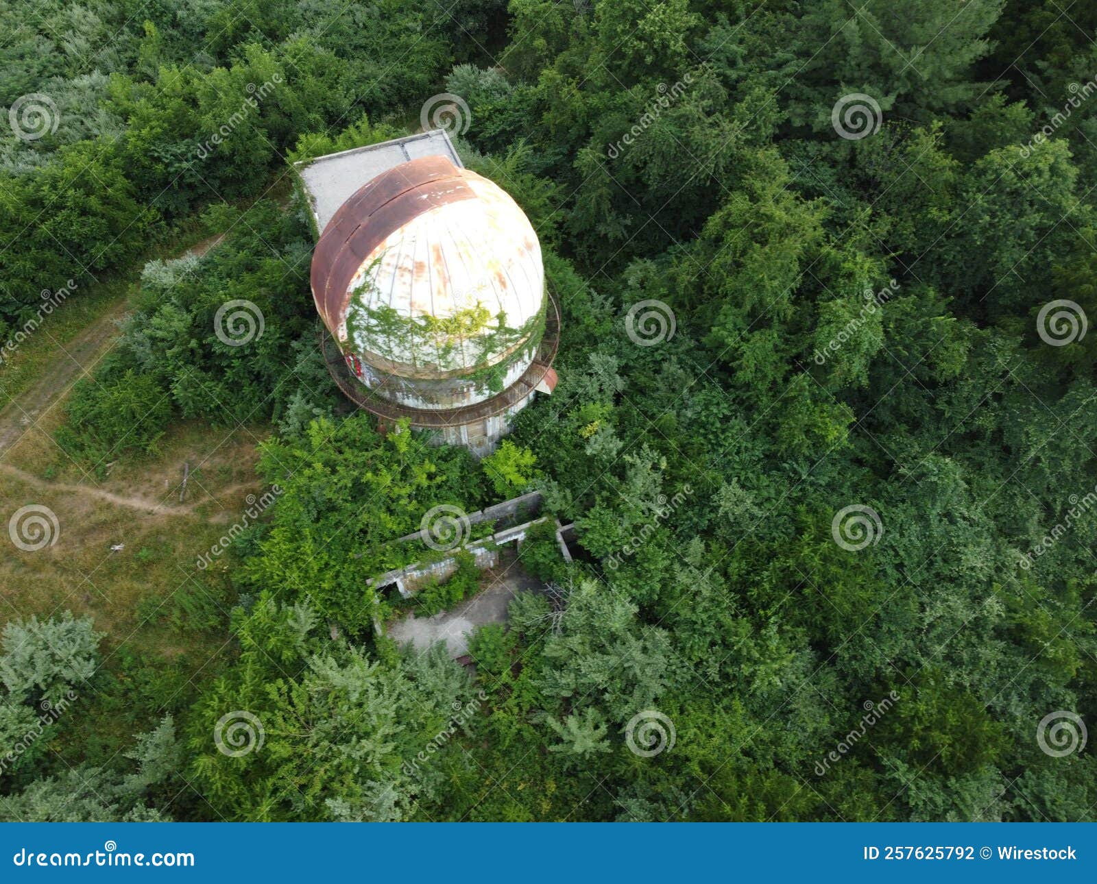 Aerial Shot of Walnut Point Observatory with the State Park View Around ...