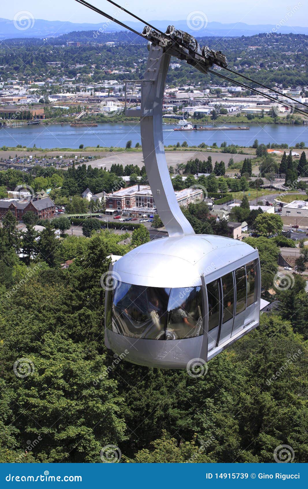 Aerial tram, Portland or. stock image. Image of landscape - 14915739