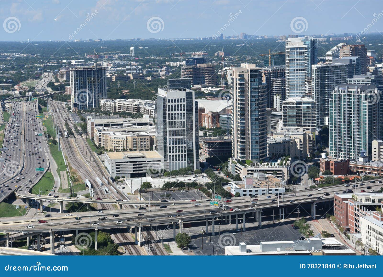 Top View Dallas Landmark Bridge Margaret McDermott On Overflow Trinity ...