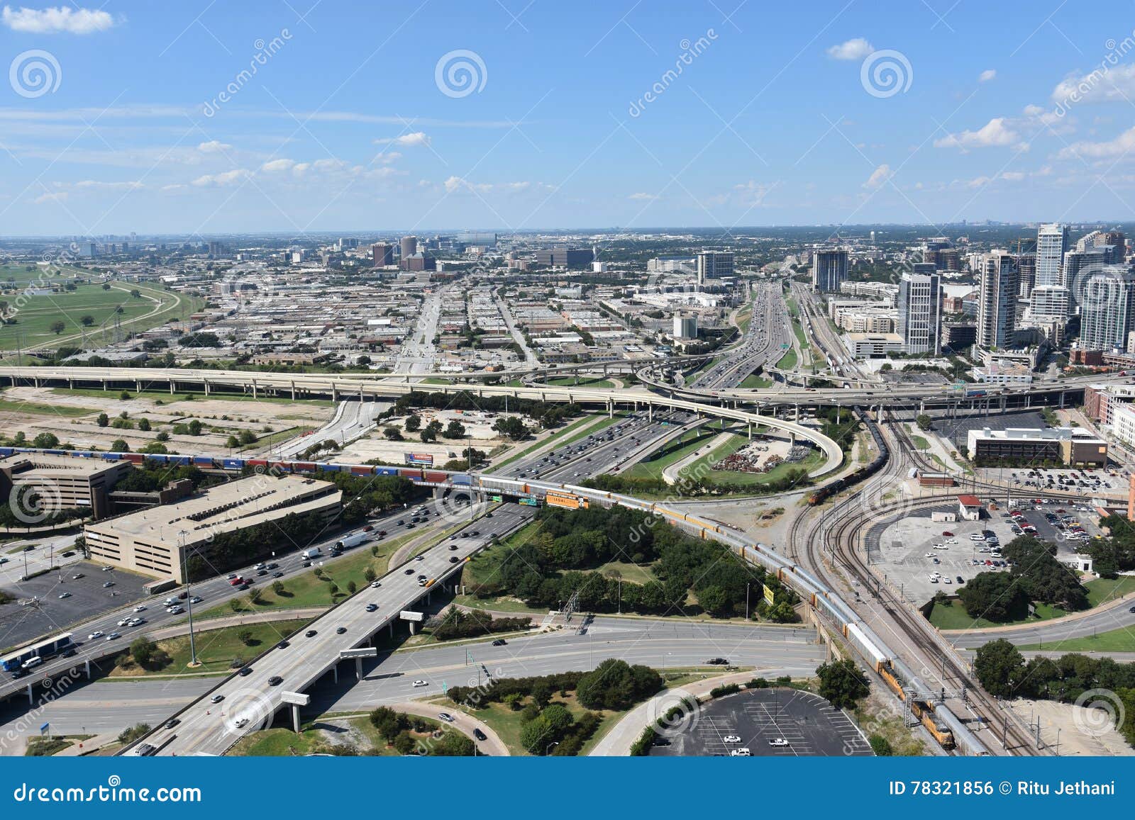 Top View Dallas Landmark Bridge Margaret McDermott On Overflow Trinity ...