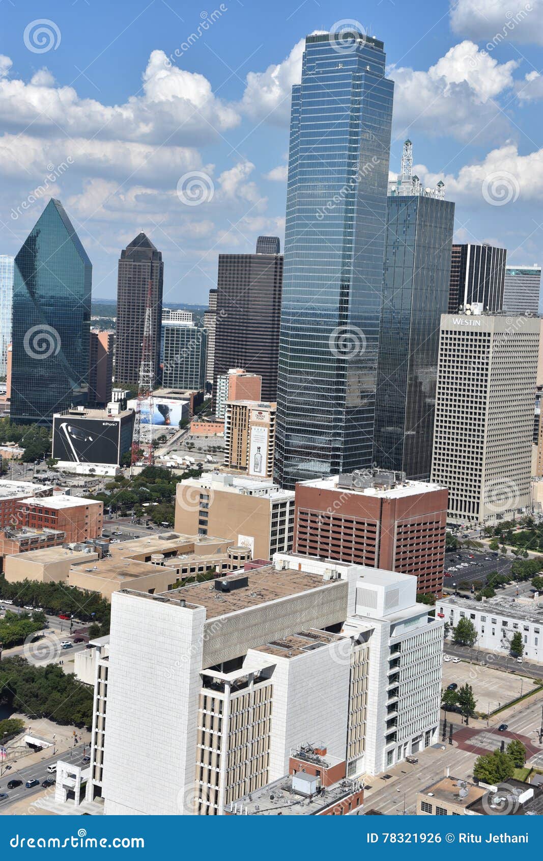 Aerial View of Dallas, Texas Editorial Photo - Image of sprawl, fall ...