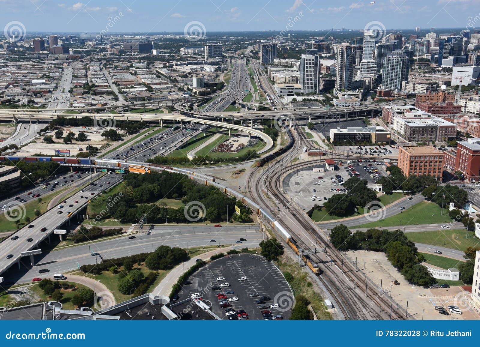 Aerial View of Dallas, Texas Editorial Stock Photo - Image of freeway ...