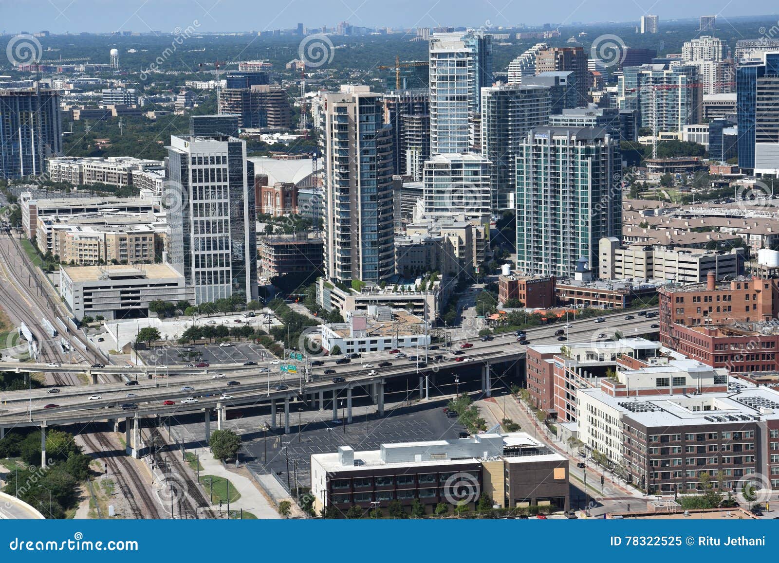Top View Dallas Landmark Bridge Margaret McDermott On Overflow Trinity ...