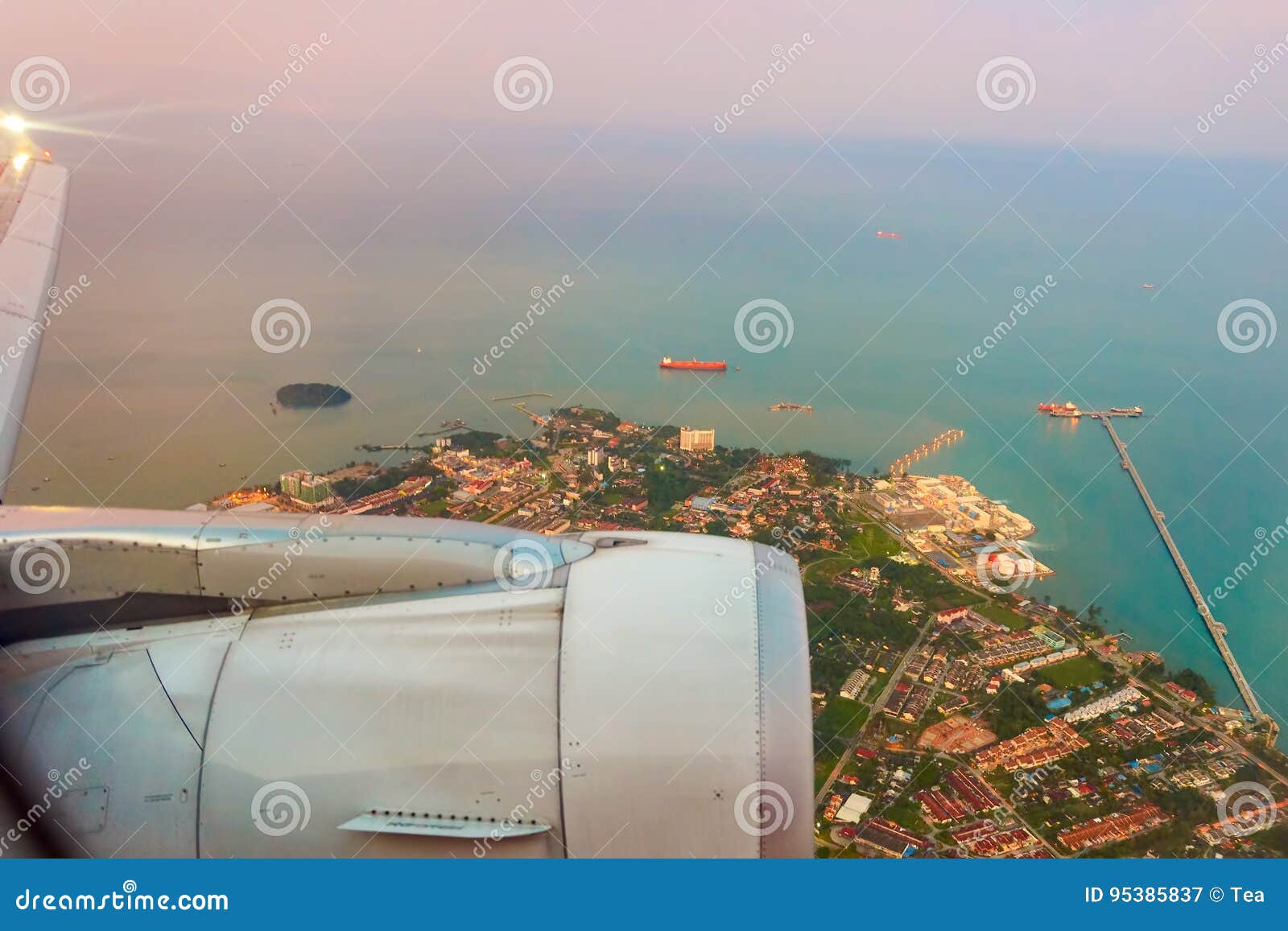 Aerial View from a Jet Aircraft Stock Image - Image of horizon ...