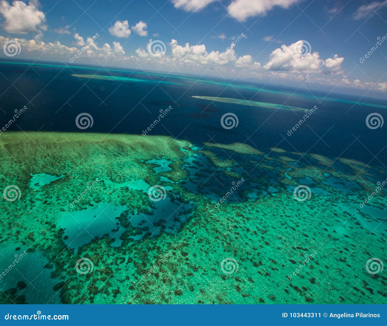 Aerial View of Moore Reef on the Outer Great Barrier Reef Stock Image ...