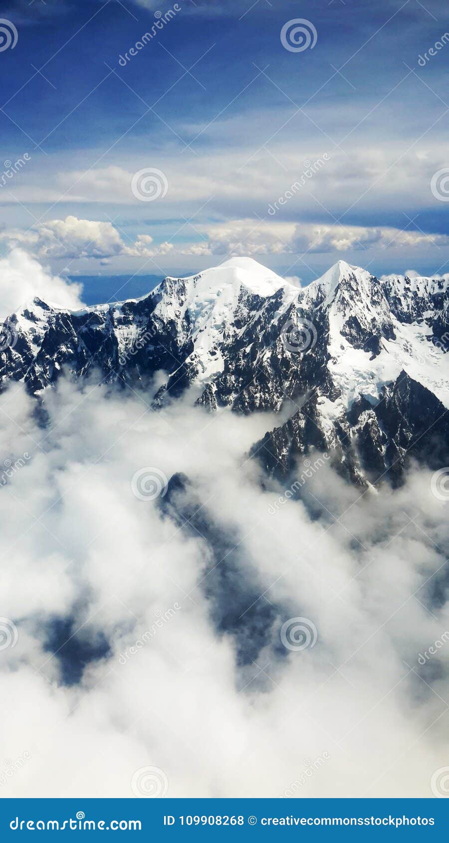 Aerial View Of Mountain With Snow Picture. Image: 109908268