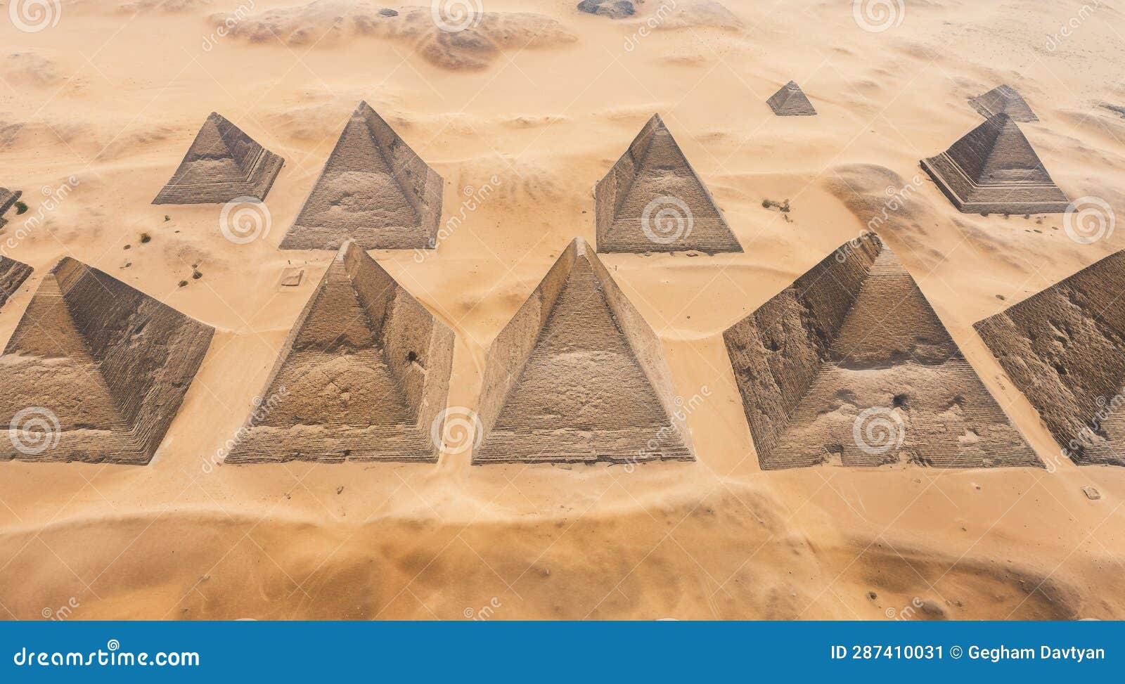 Aerial View of the Pyramid, Pyramid in the Desert Stock Illustration ...