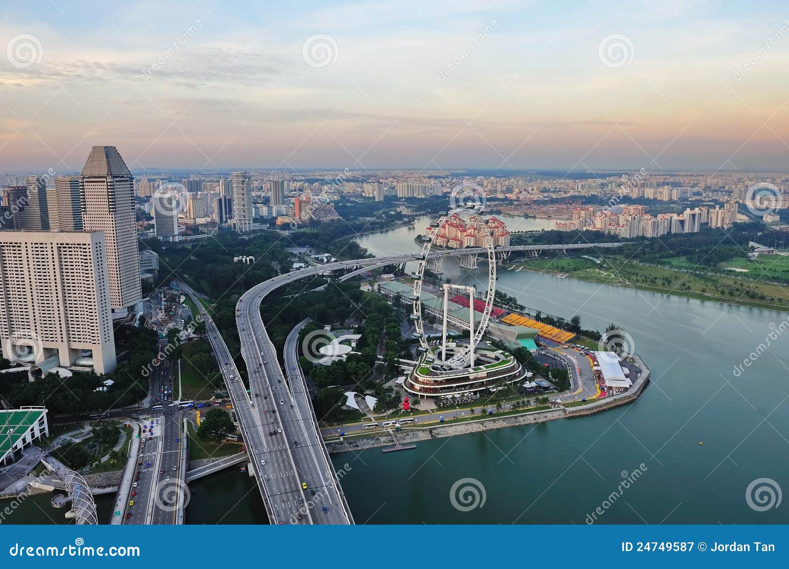 Aerial View of Singapore Marina Bay and Flyer Editorial Photography ...