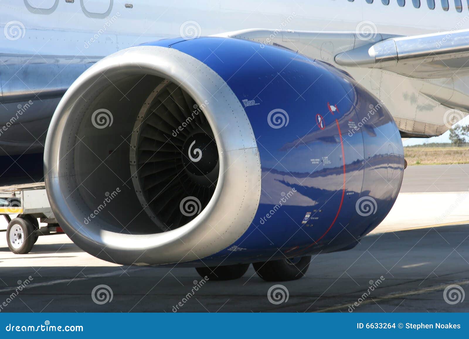 Aeroplane engine stock photo. Image of round, aeroplane - 6633264