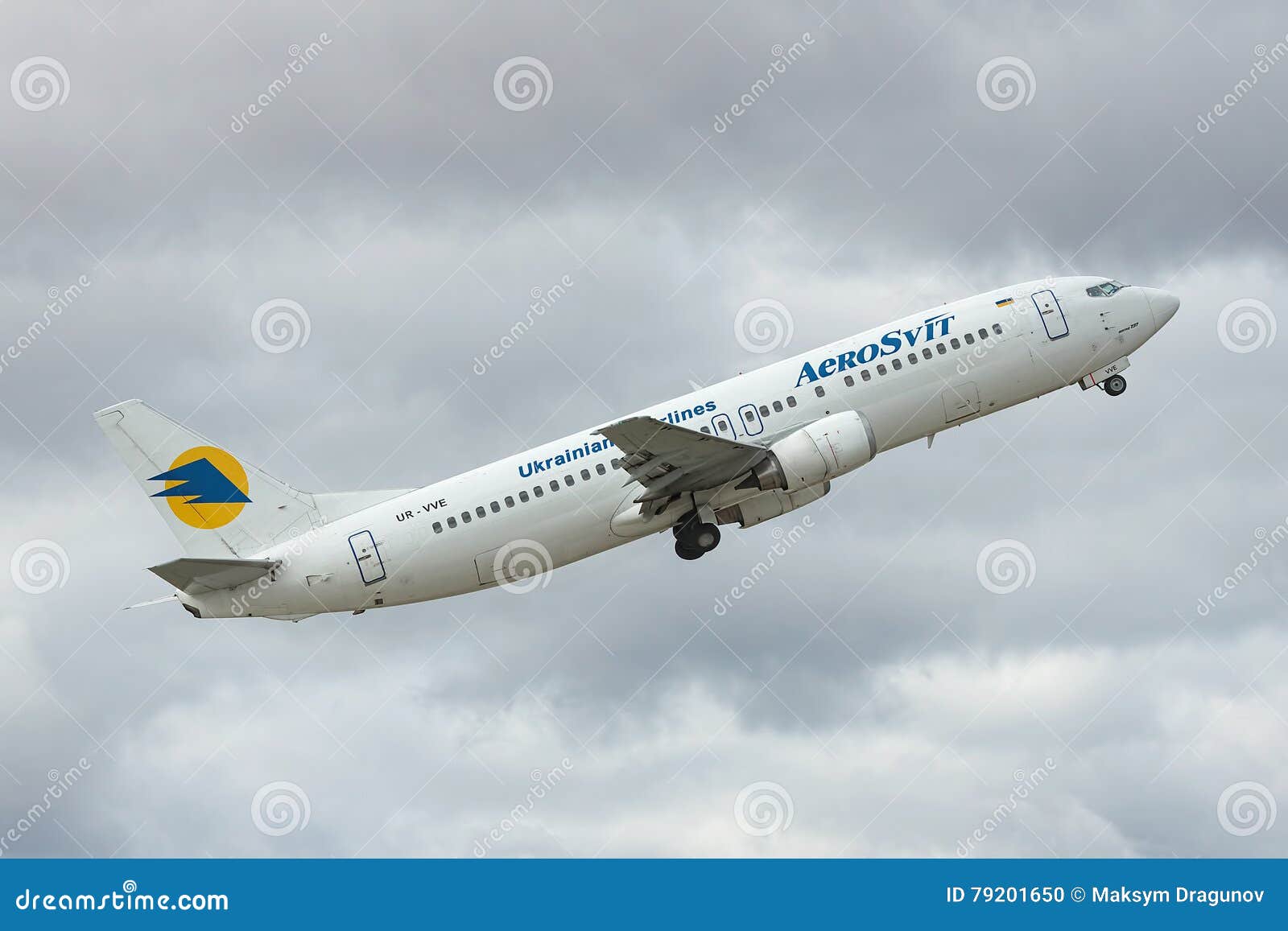 Aerosvit Boeing 737 Takeoff Editorial Image - Image of overcast, cloudy ...