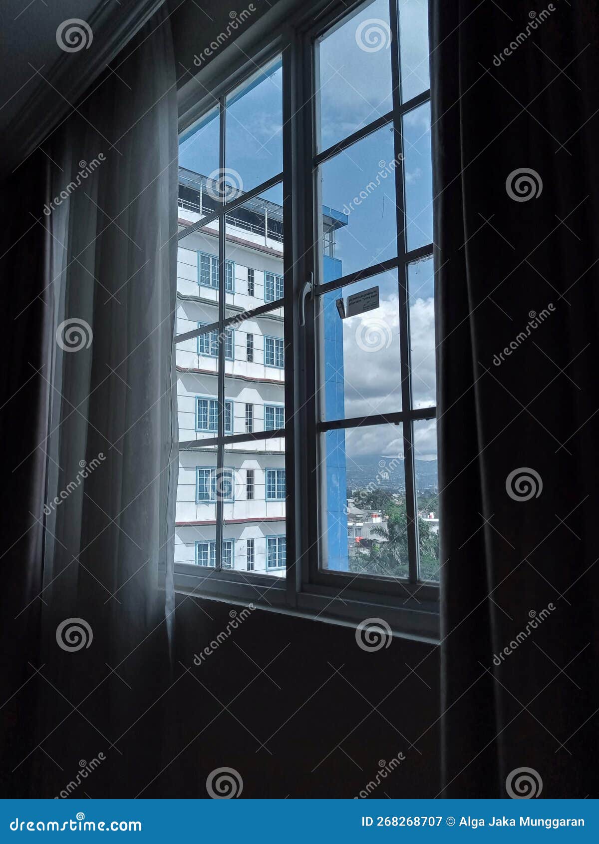 Aesthetic hotel room editorial photography. Image of hotel - 268268707