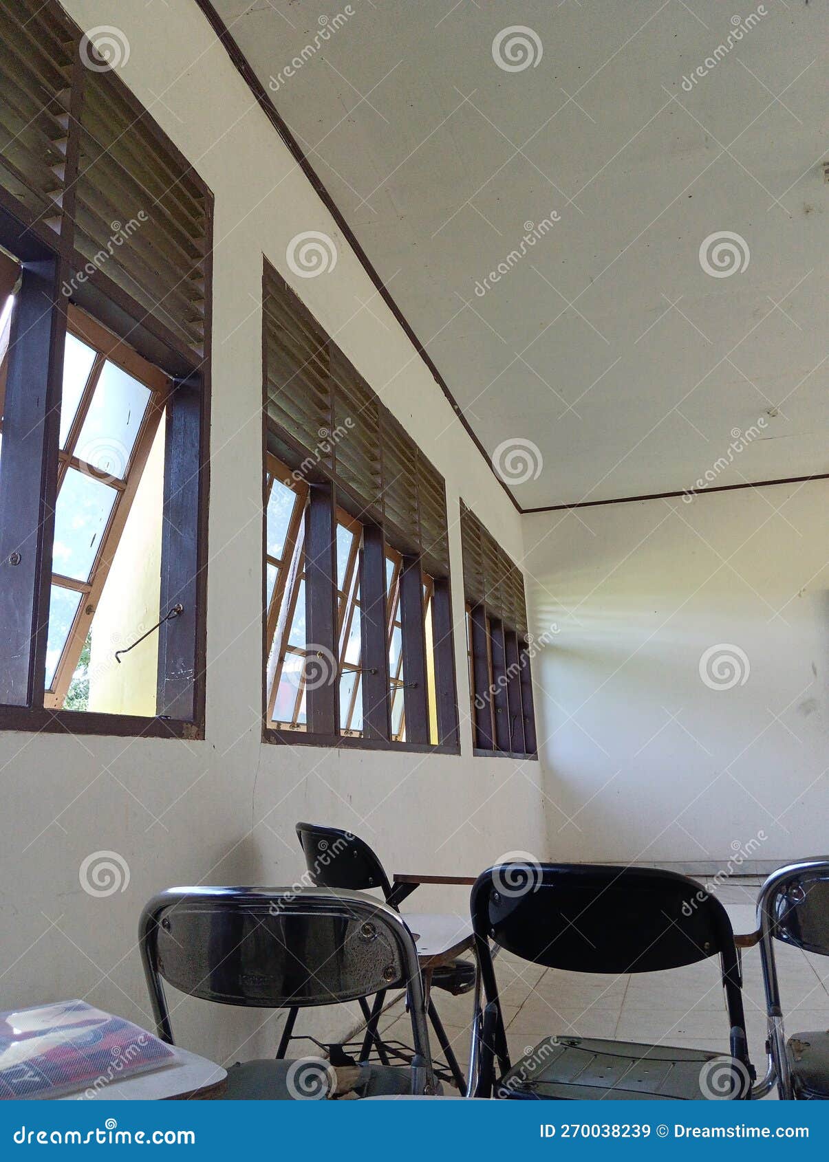 Aesthetic Pictures Inside the Class at the Campus Taking from the ...
