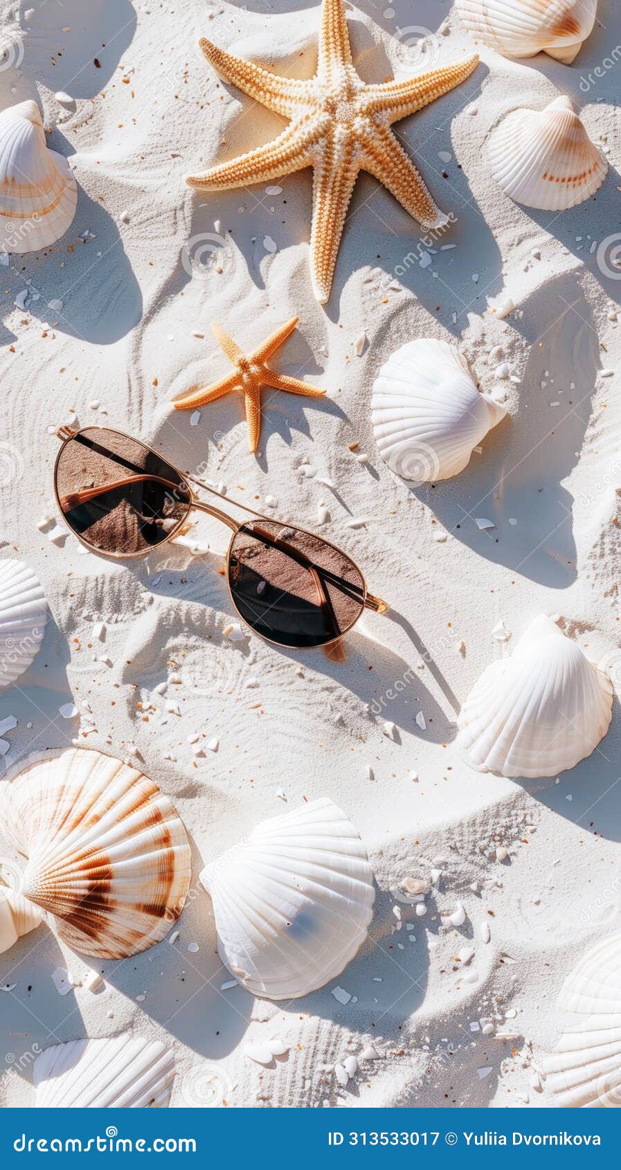 Aesthetic Summer Background with Shells, Starfish, Sunglasses on Light ...