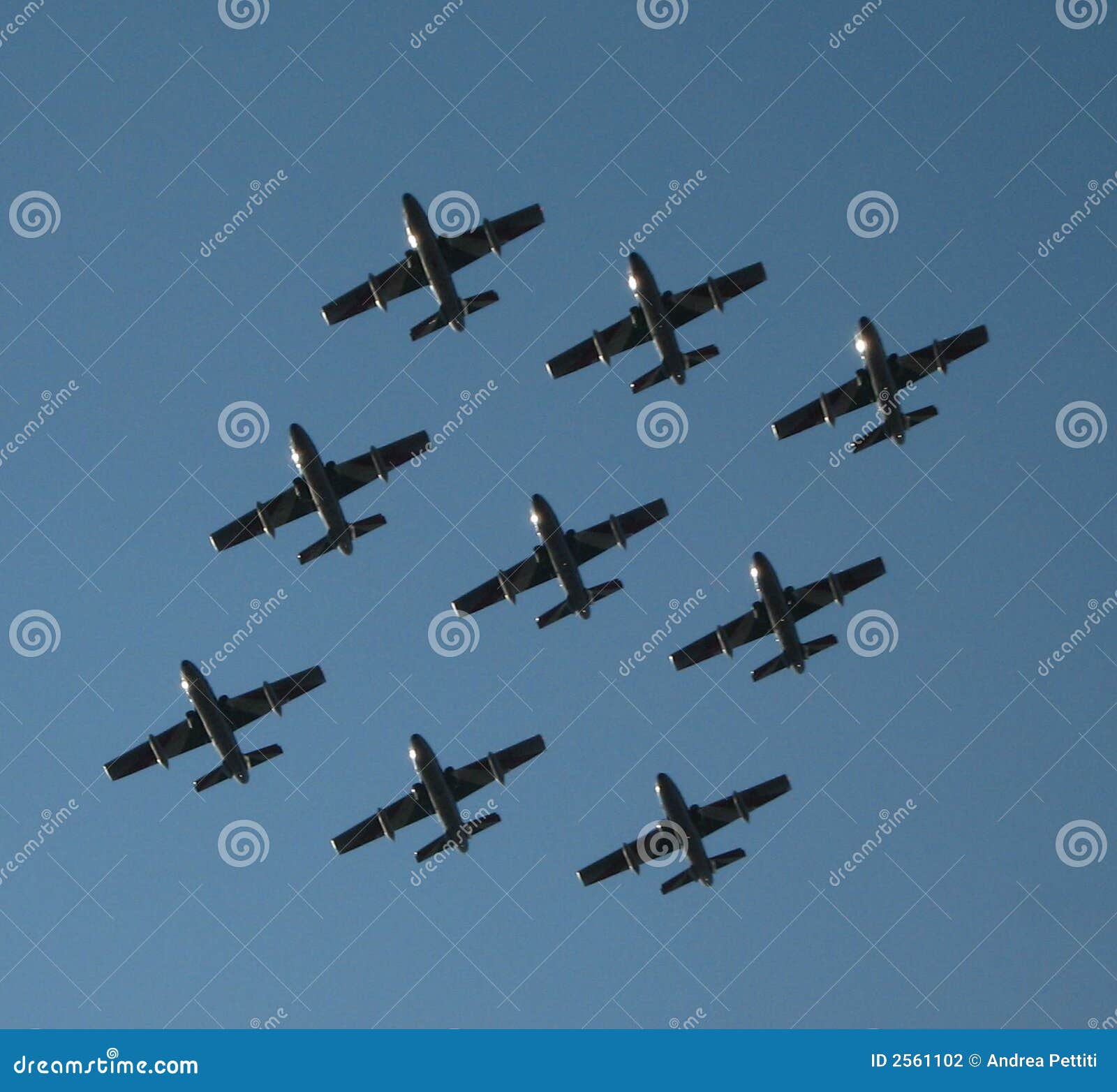 Affichez la formation photo stock. Image du anges, près - 2561102