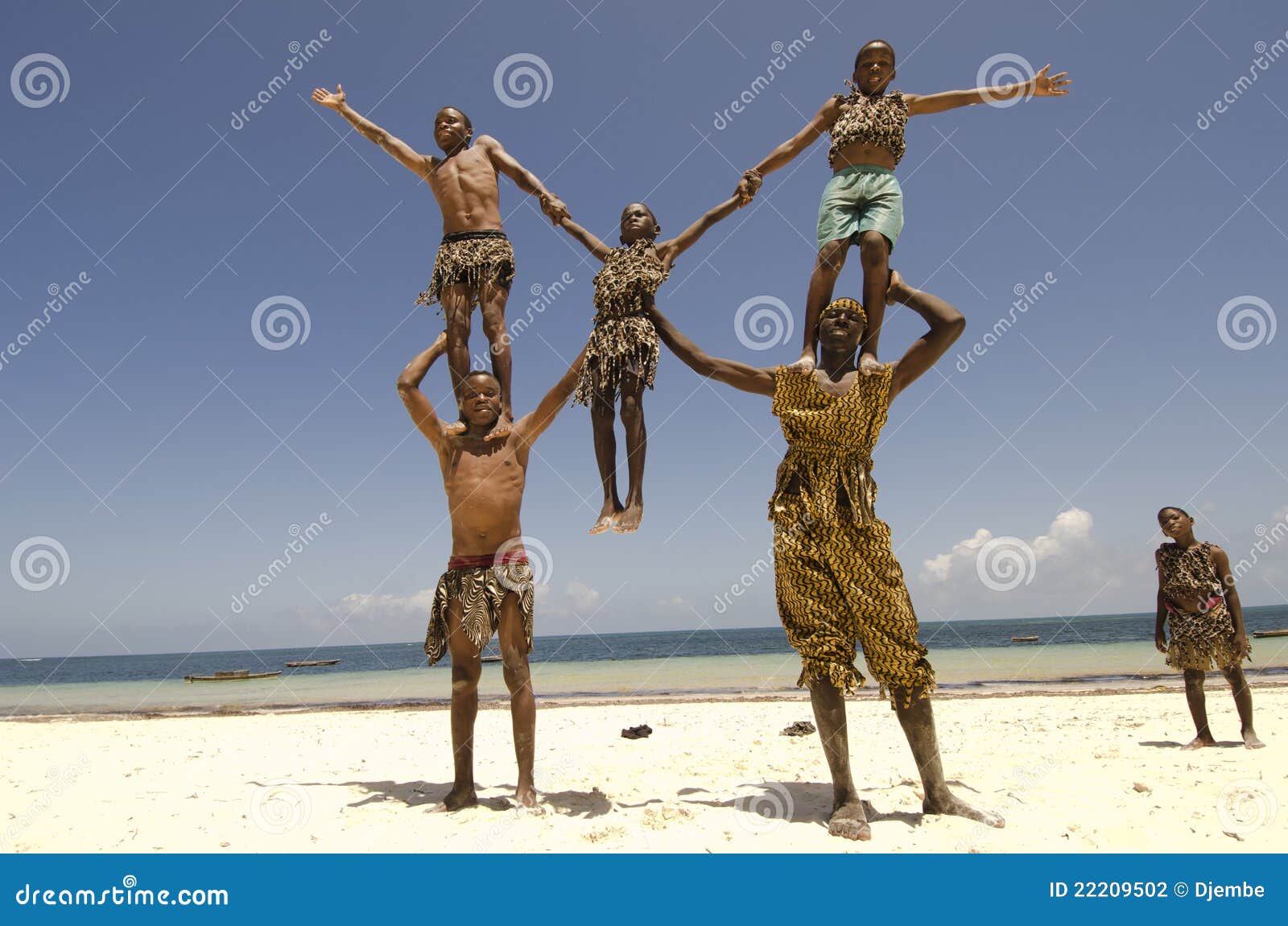 African acrobats editorial photography. Image of show - 22209502