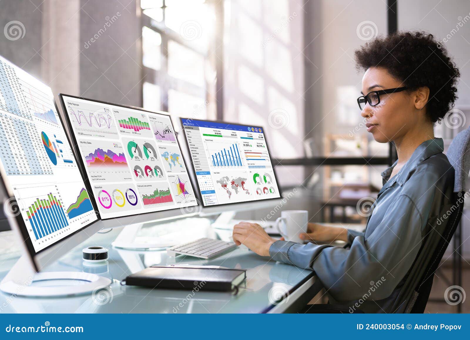 African American Business Data Analyst Woman Stock Photo - Image of ...