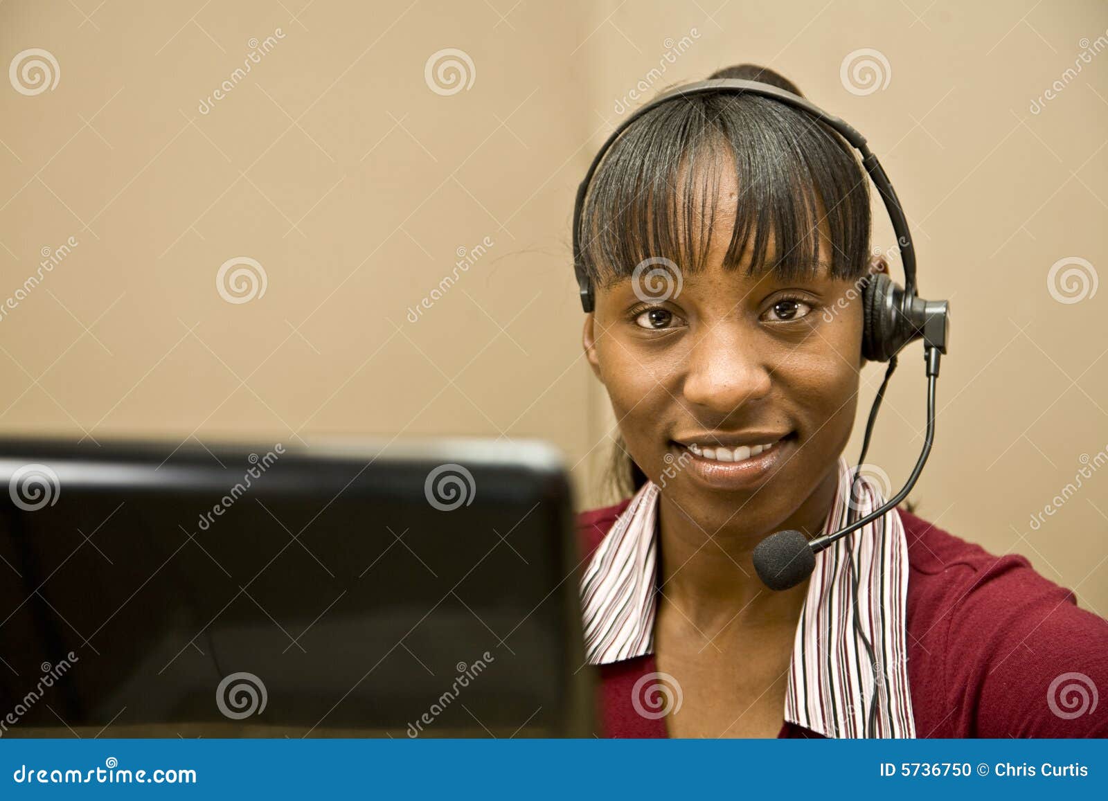 African American Customer Support Representative Stock Photo - Image of ...