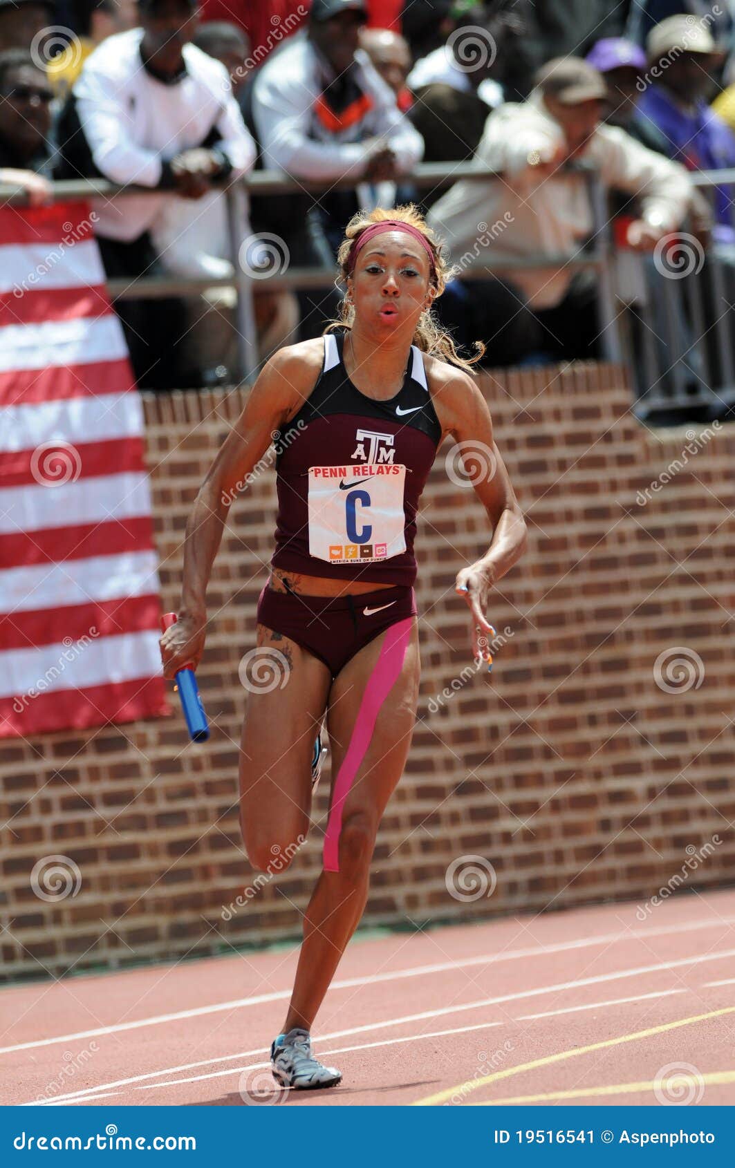 African American Female Sprinter Editorial Photo - Image of lead ...
