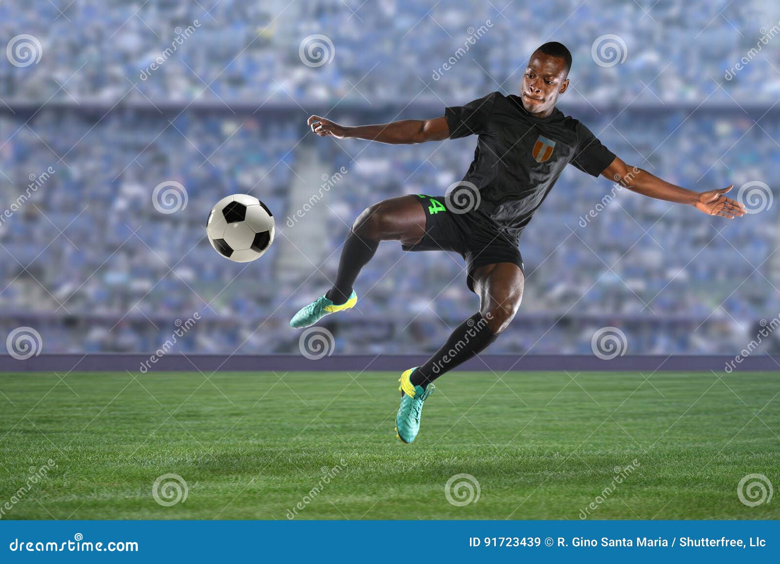 African American Soccer Player Stock Image - Image of fitness, player ...