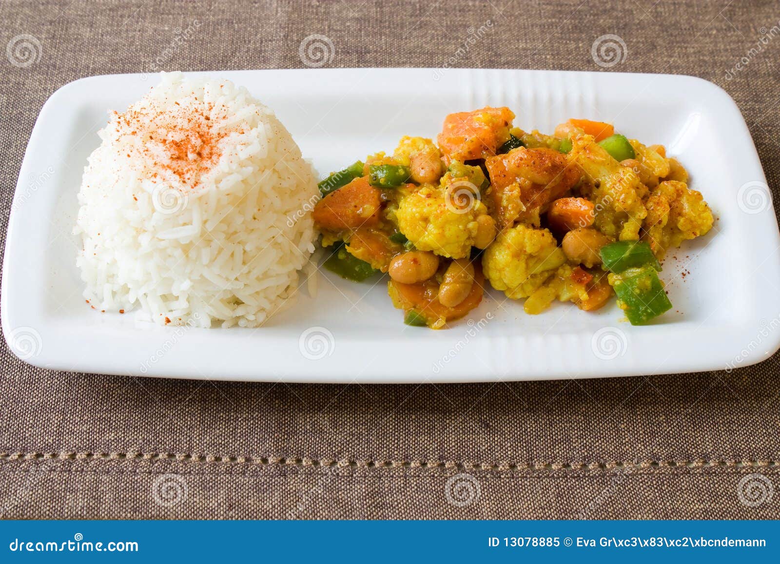 African Cauliflower Beans Dish Stock Image - Image of vegetables ...