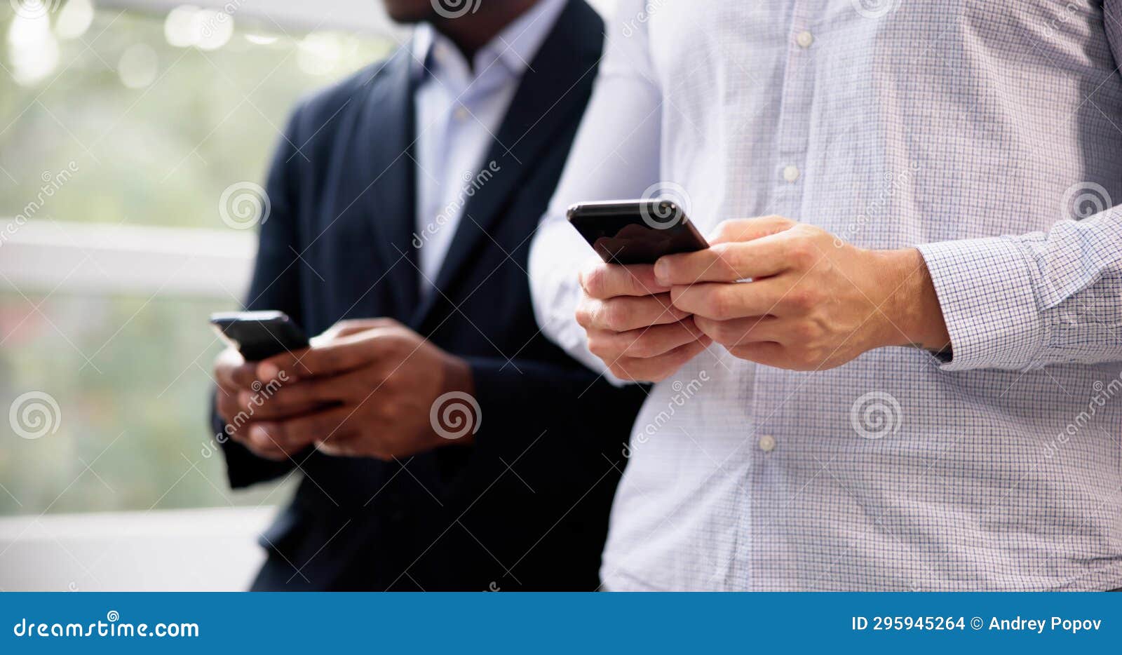 African Hand Holding Mobile Phone Stock Photo - Image of adults ...