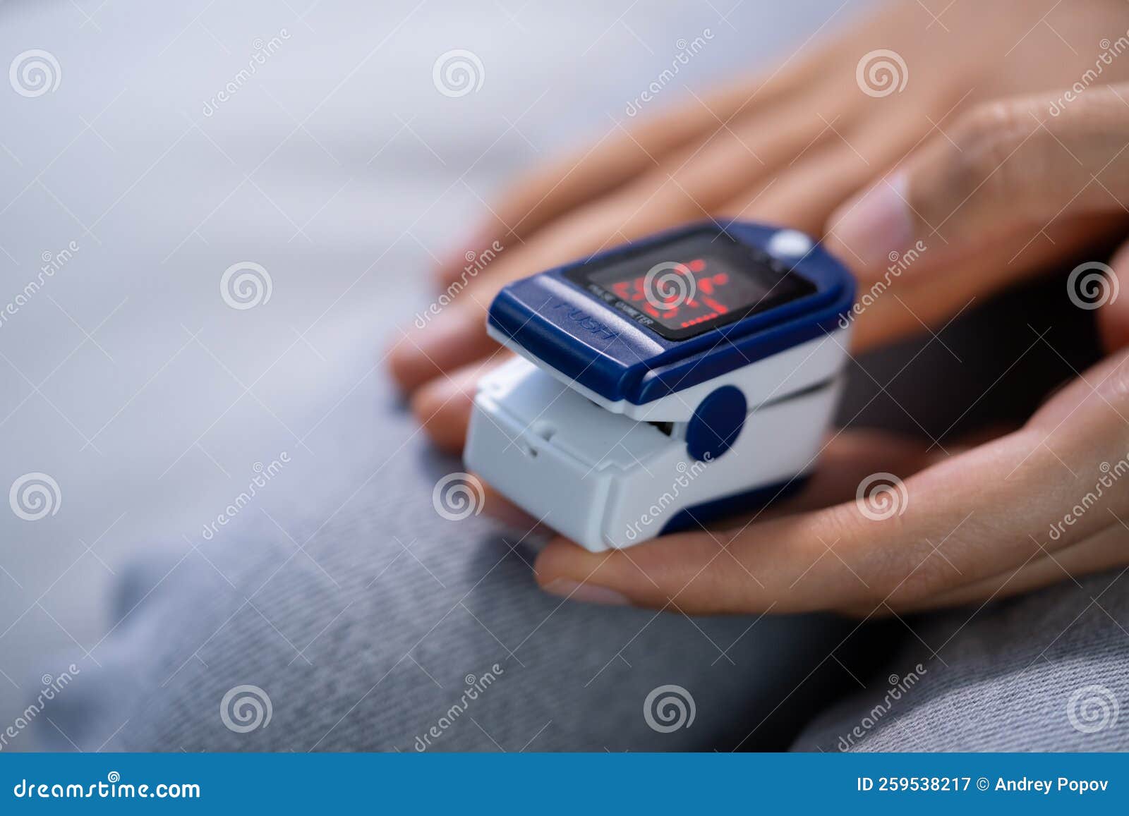 African Hand Pulse Heart Rate Stock Image - Image of blood, african ...