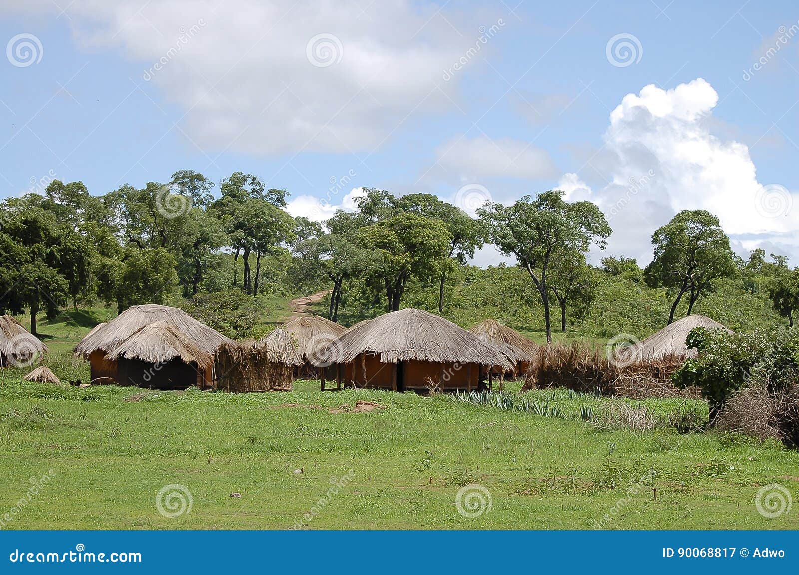 African Huts - Zambia stock image. Image of straw, slum - 90068817