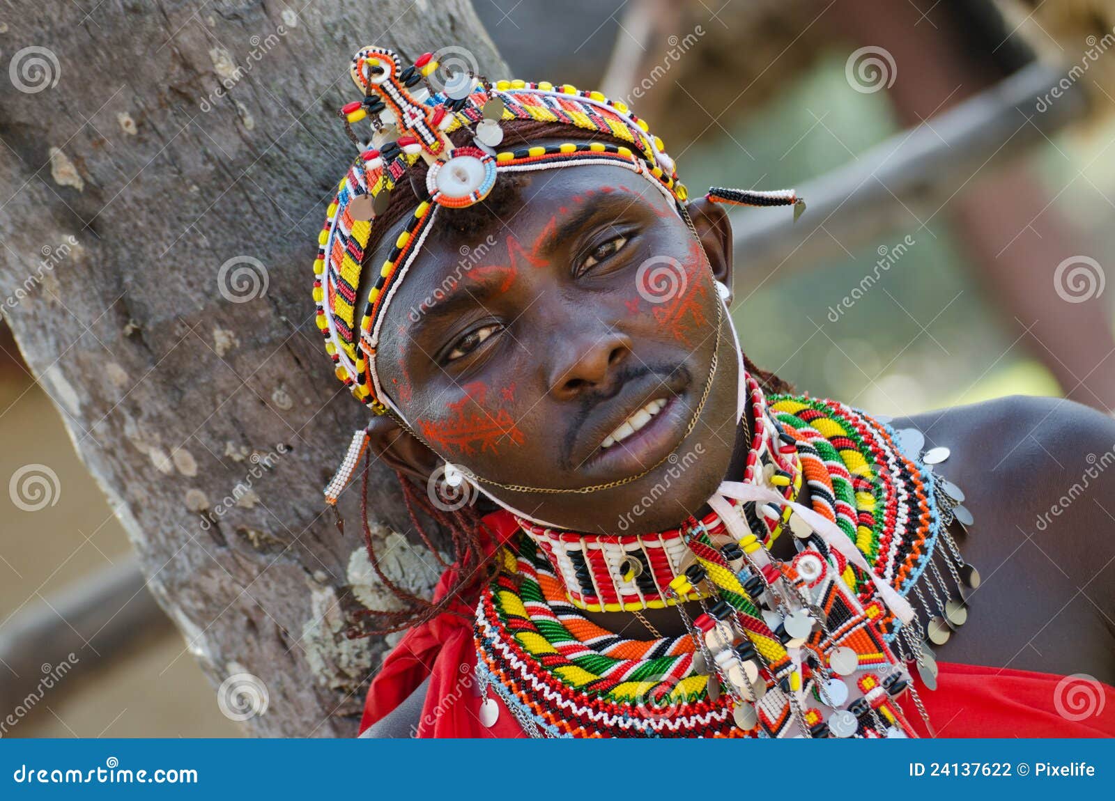African Masai Men Playing Board Checkers On A Street Near The Tropical ...